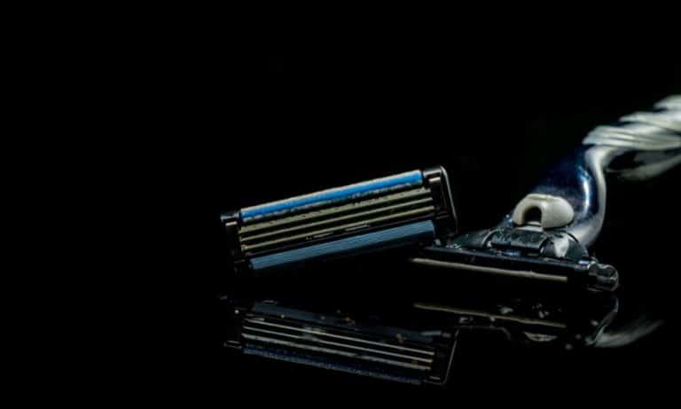 How Often Should You Change Your Razor Blades? - Mangiene